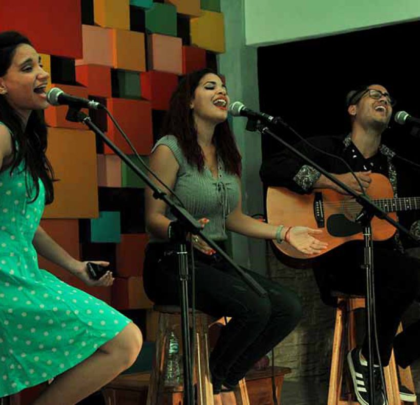 Duo Iris en Concierto con Annie Garcés