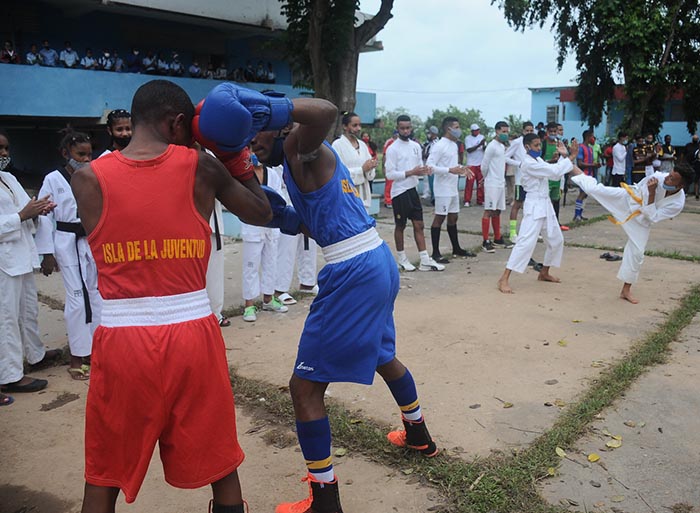 Celebra la Eide Día de la Cultura Física y el Deporte