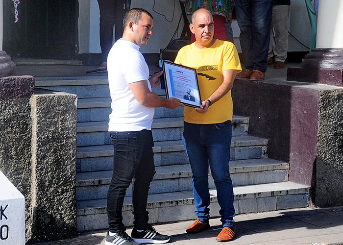 Primera exposición “Soluciones Cuba”