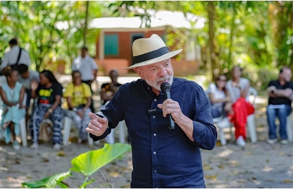 Lula rompe el silencio y condena masacre en brasileña Río